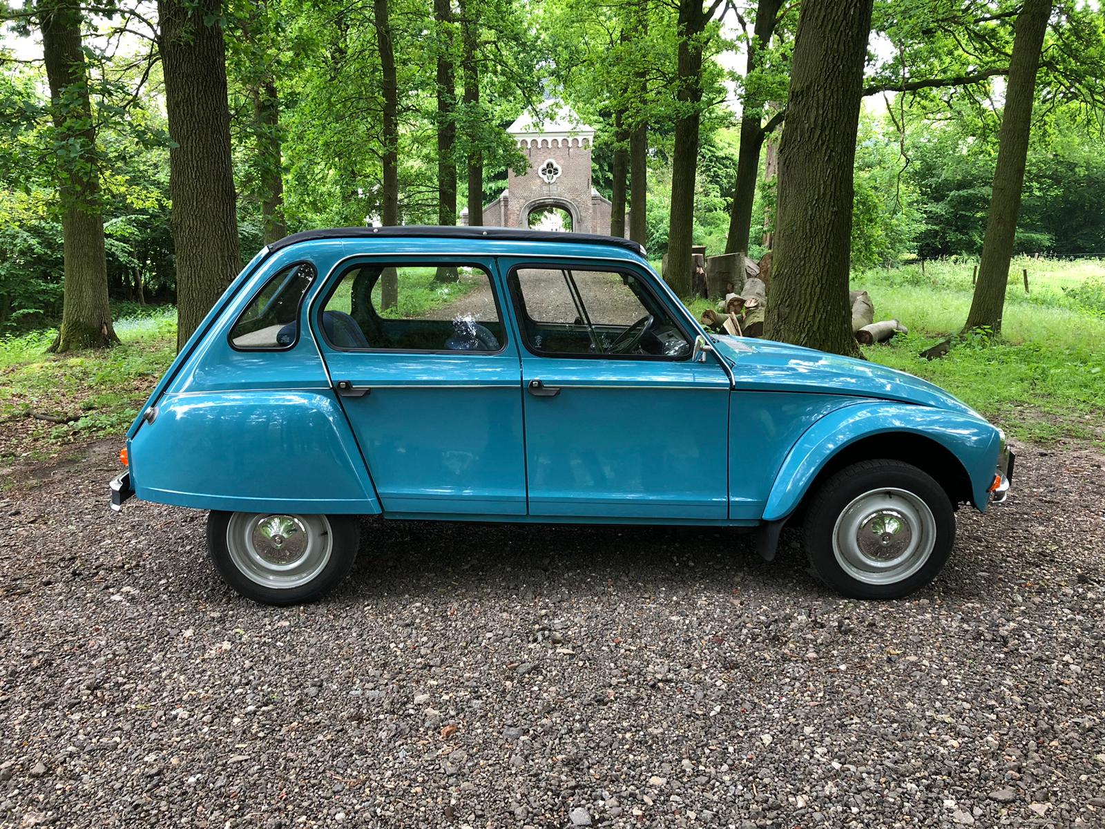 Dyane 6 Bleu lagune 05-1983 121.158km - Ad v.d. Horst