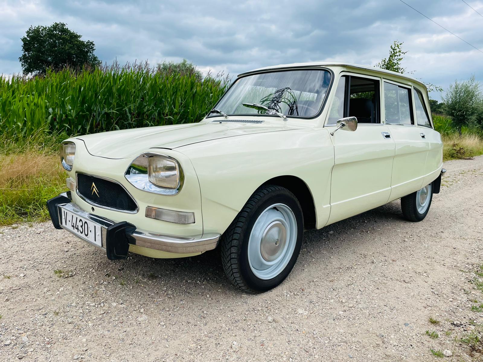 Citroën 8 Familiar (Ami 8) '74 - Ad v.d. Horst